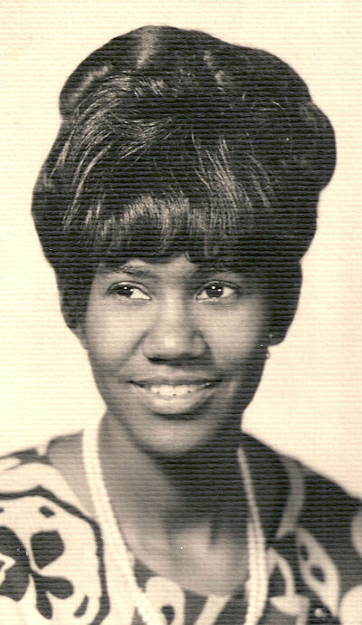 Eleanor Saunders Towns Oral History - Illinois Media Space