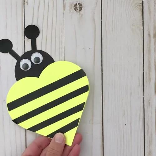 Valentine's Day Heart Craft: Bee and Ladybug Heart Cards by Non-Toy Gifts