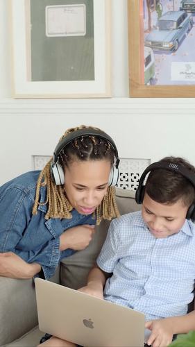 The Extinction of Dinosaurs | Distance Learning | Audio & Worksheets