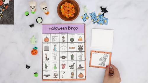 Halloween Bingo | Class Set with 30 Game Boards in Color and Black & White