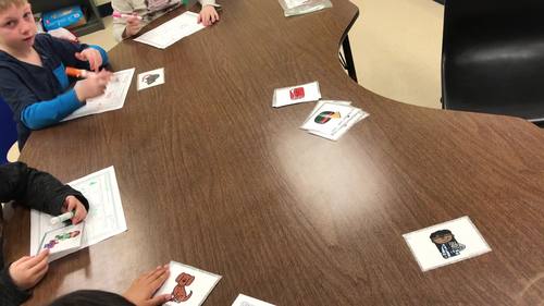 CVC Words ~ Task Cards ~ SCOOT game by Little Learning Corner | TPT