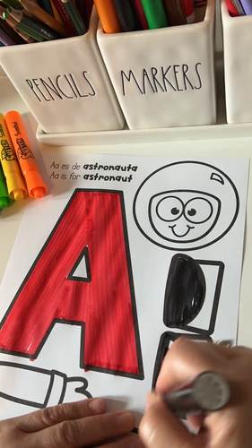 Cognates Letter Crafts Bundle by La Maestra Pati Bilingue | TPT