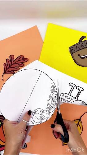 Thanksgiving Craft Preschool Kindergarten by Crayon Lane Teach | TPT