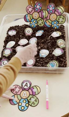 Spring Literacy Sensory Bin- Preschool, Kindergarten, Special Education