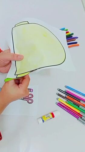 Bag Name Craft Back to School Bulletin Board First Day of School Activities