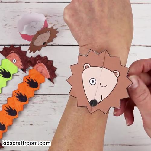 Hedgehog Bracelet Craft - Fall Craft - Autumn Craft - Hedgehog Craft