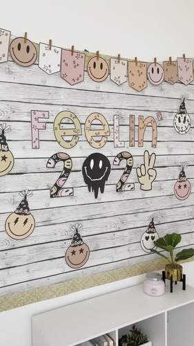 January / New Year Bulletin Board & Door Display Kit (90's boho decor)