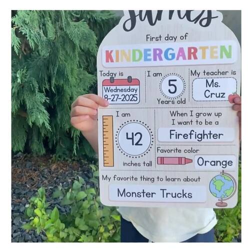 Editable First Day of School Signs Kindergarten 1st and 2nd Grade, Edit ...