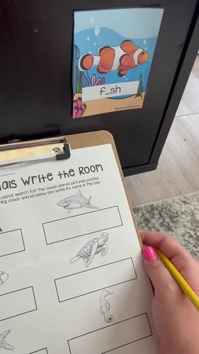 Pre-K/Kindergarten Literacy Center: Ocean Animals Write the Room