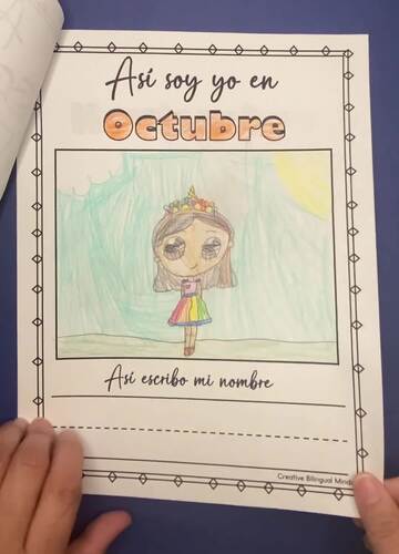 Autorretratos y Escritura de cada mes- Monthly Self Portrait and Writing