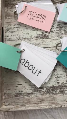 Dolch Sight Word Flash Cards - Distance Learning by MindsAndHearts