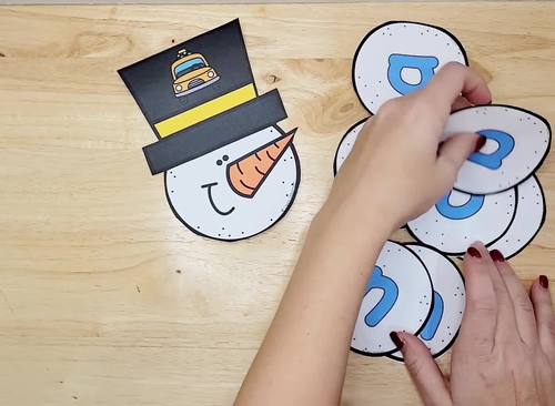 Winter Snowman CVC Word building Phonics Center Activity by Lisa's ...