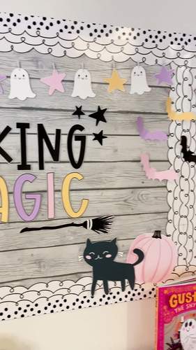 Halloween Bulletin Board and Door Decor | Making Magic by 3 Blonde Bloggers