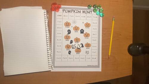 Halloween | 3 Times Tables Board Game: 3rd & 4th Grade Math Activity