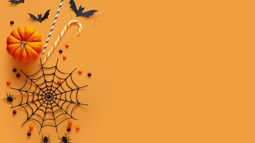 HALLOWEEN 3D Shapes Mini Book and Worksheets by Bella Roman Boutique