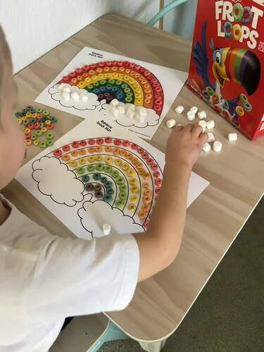 Rainbow Fruit Loop and Marshmallow Snack Mat Activity Learning Colors