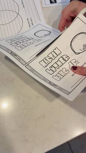 Martin Luther King Jr. MLK Jr. en Español by y Crecieron happily ever after