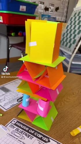 Valentine's Day STEM Activities / Valentine STEM Challenges Party Stations