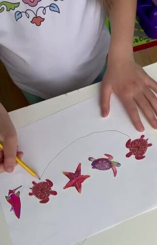 Attention skill: Find 2 same fish (19 worksheets) by Clever projects