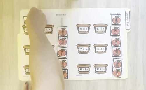 Apple File Folders - Division by Basically Mrs. B | TPT