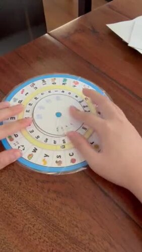 Chinese pinyin turn-and-learn wheel 拼音转盘 by Zhangdi Long | TPT