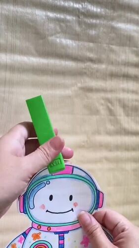 Build an Astronaut: My Space Mission Goal Setting - 3 Levels Writing Prompt