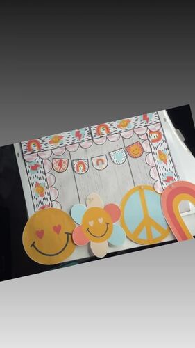 Back to School GROOVY craft | Retro Bulletin Board and craft | All About Me