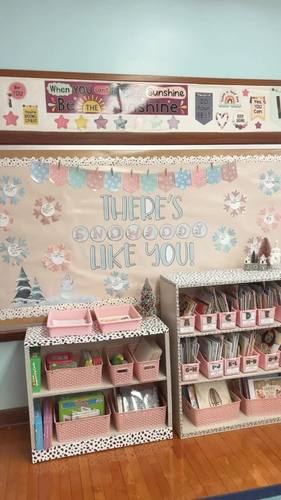 Winter Bulletin Board Decor | There's Snowbody Like You! | Writing Activity