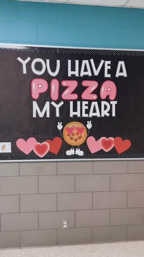 Pizza Valentine Bulletin Board | Valentine's Day Bulletin Board/Door Decor