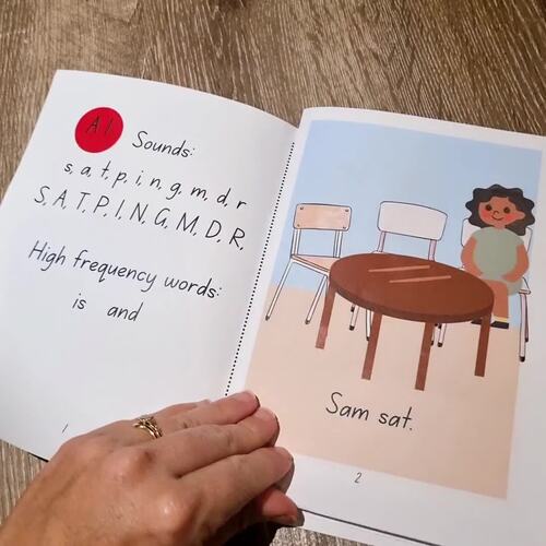 Aussie Infants Decodables Bundle - Reader Level A, four books for Kinder