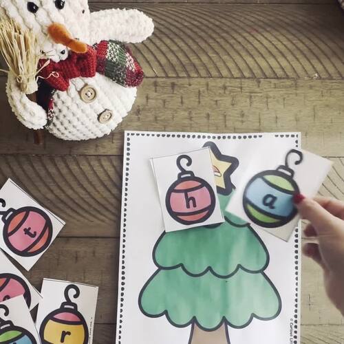 Christmas Tree CVC Word Building Mats | Holiday Phonics Literacy Center