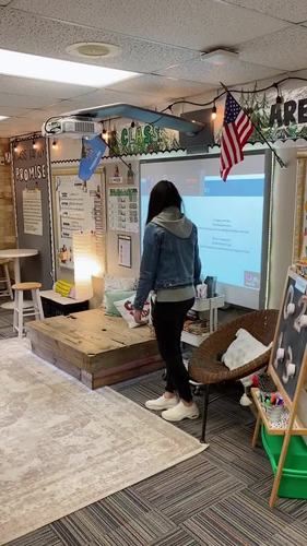 Class Song Solo | The Viral Verb Song: "Present Day" by Mrs Munchs ...