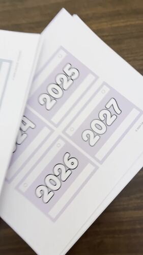 French Classroom Flip Calendar by Clements' Classroom | TPT