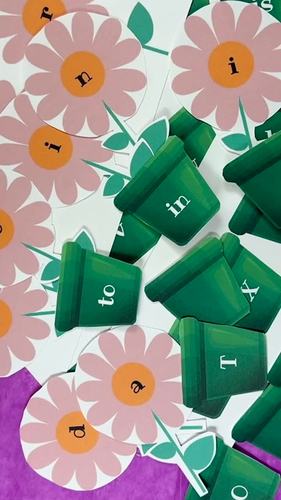 Flower Themed Uppercase, Lowercase Letter Matching, Word Building Activity