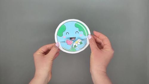 Love Planet Earth - Earth Day Craft by 10 Minutes of Quality Time