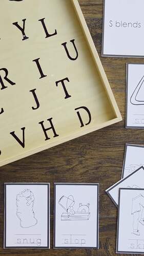 Modern Montessori Reading SOR CCVC Booklets by Montessorikiwi | TPT