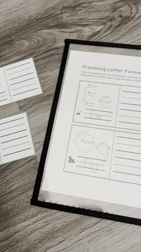 Letter Formation Task Cards for Preschool and Kindergarten // Handwriting