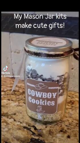 Cookies for Santa in a Mason Jar Printable Gift Kit by PrintAParty