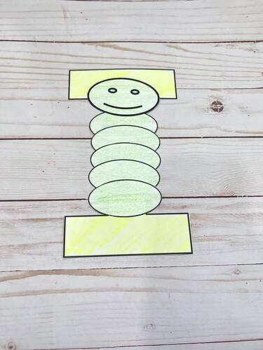 Letter I Craft- Alphabet Phonics Craft- Inchworm Craft by Liv and Leb