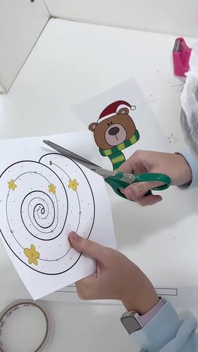 Christmas Ornament Spiral Craft for Kids :Christmas Coloring Pages