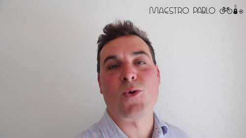 La Vida es un Carnaval / Celia Cruz Sing Along Video Song and Worksheets