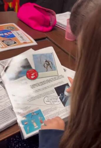 Mission to the Moon: Mercury, Gemini, and Apollo Mission Lesson with ...