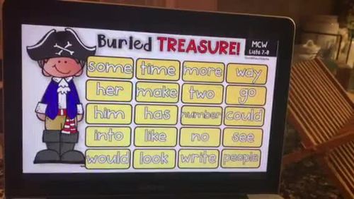 Most Common Words Treasure Hunt: Lists 7 and 8 by Class with an Alligator