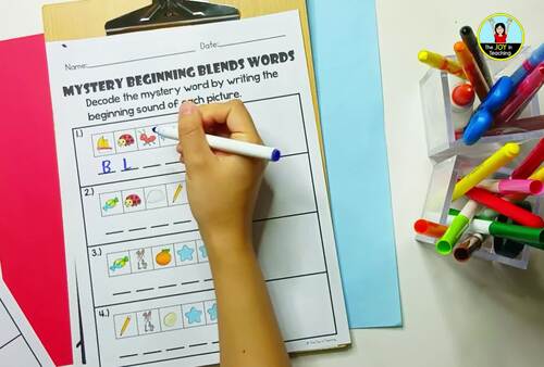 Mixed Phonics Mystery Worksheet by The Joy in Teaching | TPT