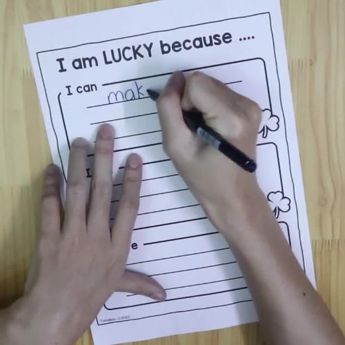 I Am Lucky Craft | St. Patrick's Day Writing Activities by Tonidesu