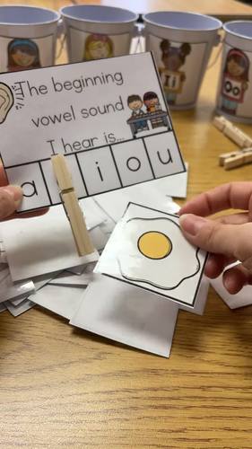 Beginning Sounds Vowel Cards Activity and Center by Mrs Males Masterpieces