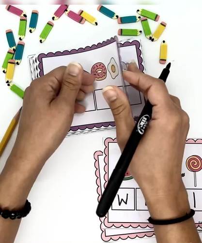 Mystery Sight Words Literacy Center for Kindergarten by Suburban Teacher