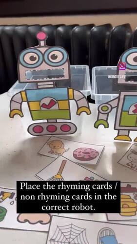 Feed the Robot (Rhyming Centre) by kindielife - Melissa | TPT