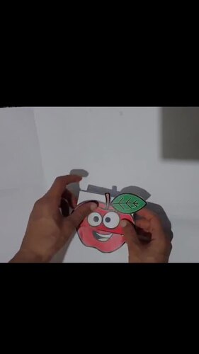 Back to School All About Me Apple Craft | First Week of School Activity