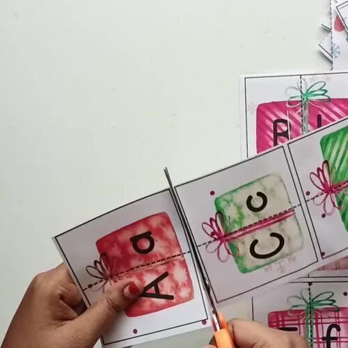 Christmas Preschool Morning Bin,Christmas Alphabet Match,Preschool Activity